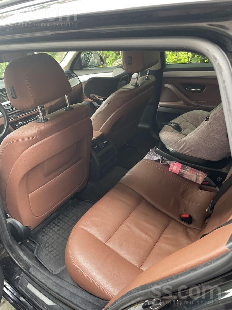 Black BMW 525 2014 in Riga, with an engine capacity of 2.00 L and mileage of 244 thousand km for 10000 €, photo 7 on AUTOMOTO.COM.LV
