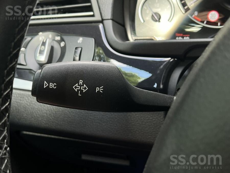 Melns BMW 525 2014 Cēsis, ar dzinēja tilpumu 2.00 L un nobraukumu 301 tūkst. km par 8500 €, foto 21 vietnē AUTOMOTO.COM.LV