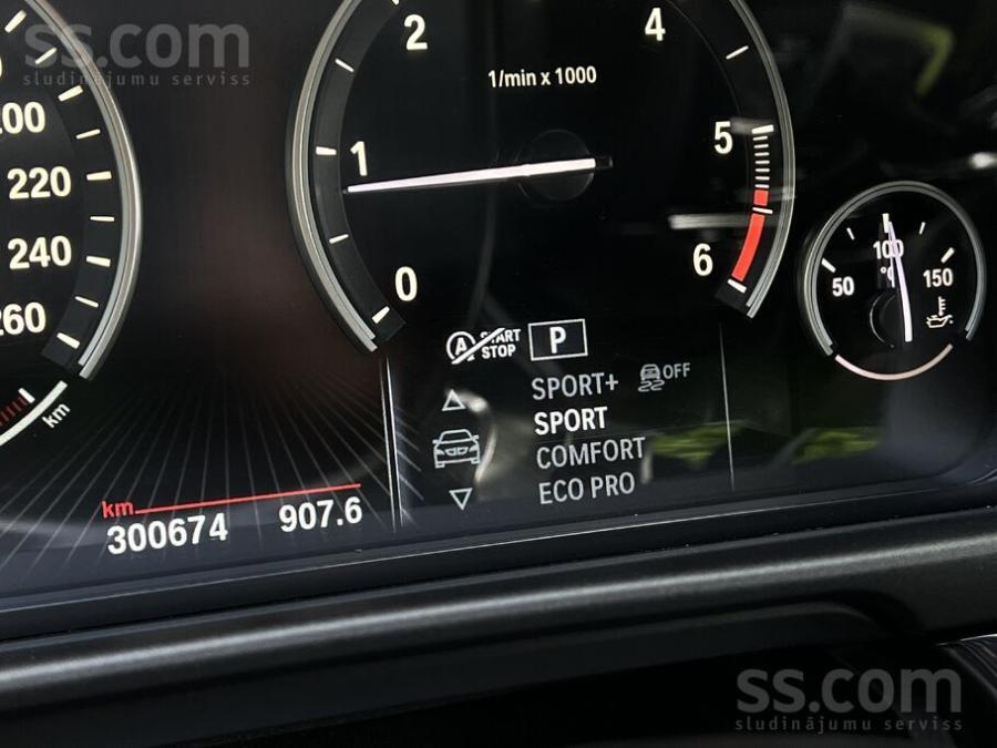 Melns BMW 525 2014 Cēsis, ar dzinēja tilpumu 2.00 L un nobraukumu 301 tūkst. km par 8500 €, foto 30 vietnē AUTOMOTO.COM.LV