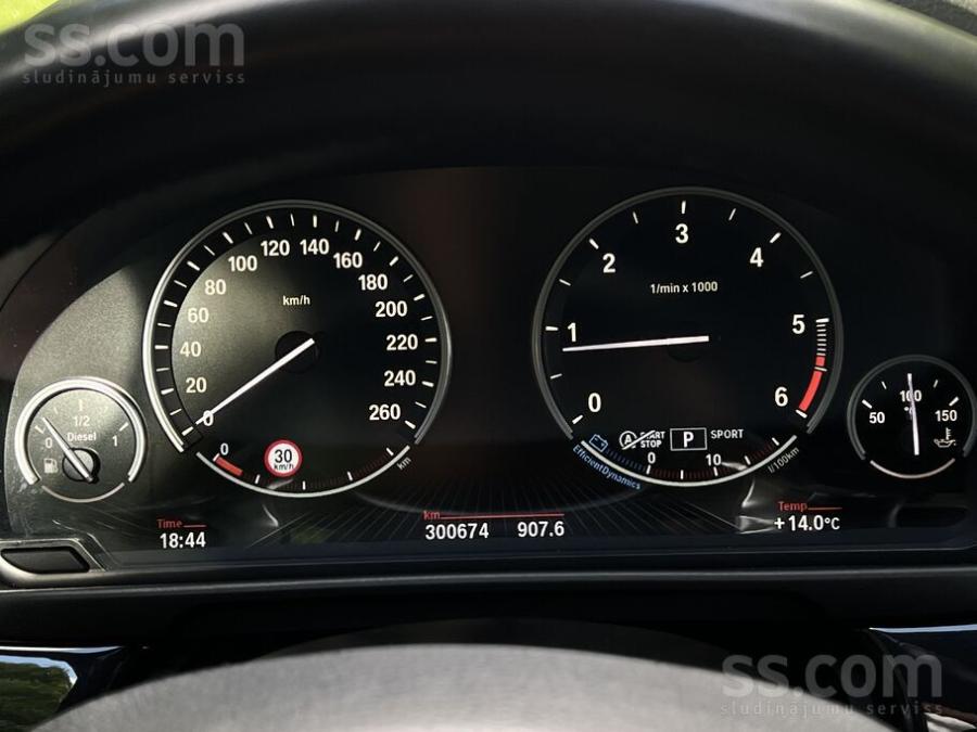 Melns BMW 525 2014 Cēsis, ar dzinēja tilpumu 2.00 L un nobraukumu 301 tūkst. km par 8500 €, foto 31 vietnē AUTOMOTO.COM.LV