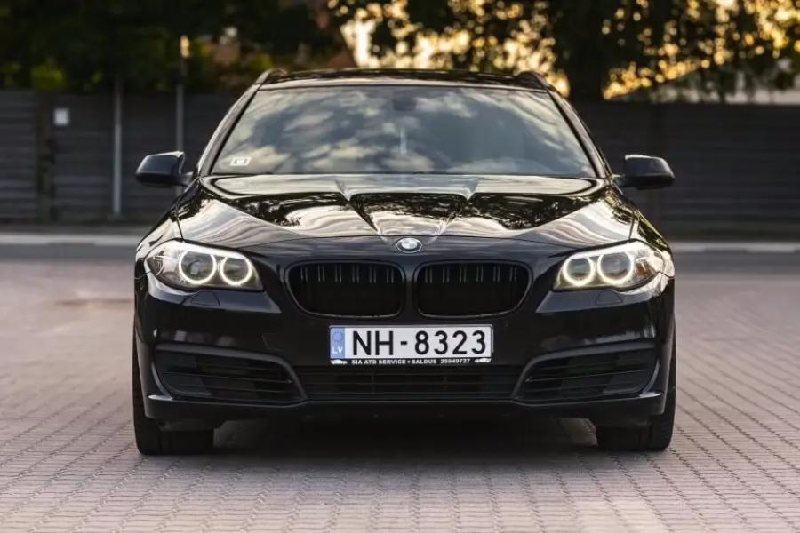 Melns BMW 525 2014 Jelgava, ar dzinēja tilpumu 2.00 L un nobraukumu 338 tūkst. km par 13000 €, foto 4 vietnē AUTOMOTO.COM.LV