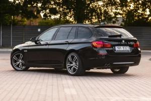 Melns BMW 525 2014 Jelgava, ar dzinēja tilpumu 2.00 L un nobraukumu 338 tūkst. km par 13000 €, foto 5 vietnē AUTOMOTO.COM.LV
