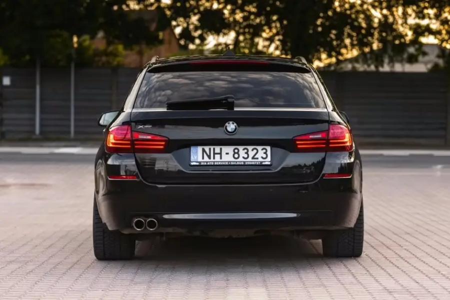 Melns BMW 525 2014 Jelgava, ar dzinēja tilpumu 2.00 L un nobraukumu 338 tūkst. km par 13000 €, foto 7 vietnē AUTOMOTO.COM.LV