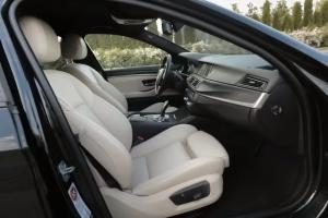 Melns BMW 525 2014 Jelgava, ar dzinēja tilpumu 2.00 L un nobraukumu 338 tūkst. km par 13000 €, foto 17 vietnē AUTOMOTO.COM.LV