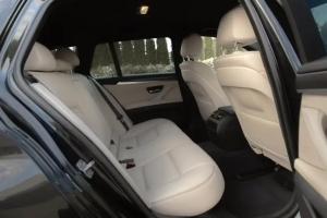 Melns BMW 525 2014 Jelgava, ar dzinēja tilpumu 2.00 L un nobraukumu 338 tūkst. km par 13000 €, foto 19 vietnē AUTOMOTO.COM.LV