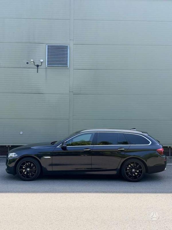 Black BMW 525 2014 in Radviliskis, with an engine capacity of 2.00 L and mileage of 323 thousand km for 13300 €, photo 7 on AUTOMOTO.COM.LV