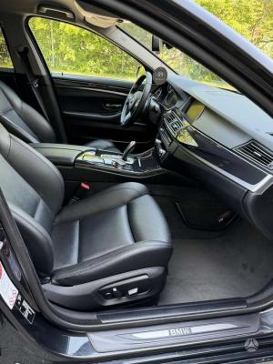 Black BMW 525 2014 in Radviliskis, with an engine capacity of 2.00 L and mileage of 323 thousand km for 13300 €, photo 12 on AUTOMOTO.COM.LV