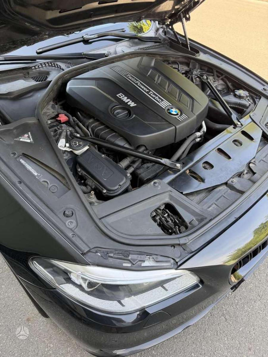Black BMW 525 2014 in Radviliskis, with an engine capacity of 2.00 L and mileage of 323 thousand km for 13300 €, photo 18 on AUTOMOTO.COM.LV