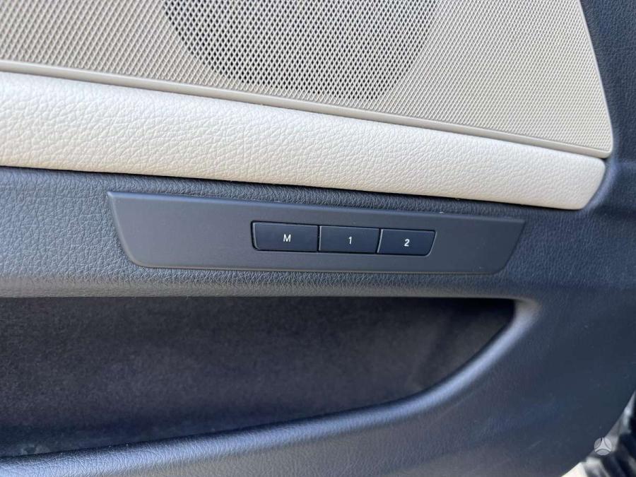 Melns BMW 525 2014 Kauņa, ar dzinēja tilpumu 2.00 L un nobraukumu 278 tūkst. km par 8350 €, foto 12 vietnē AUTOMOTO.COM.LV