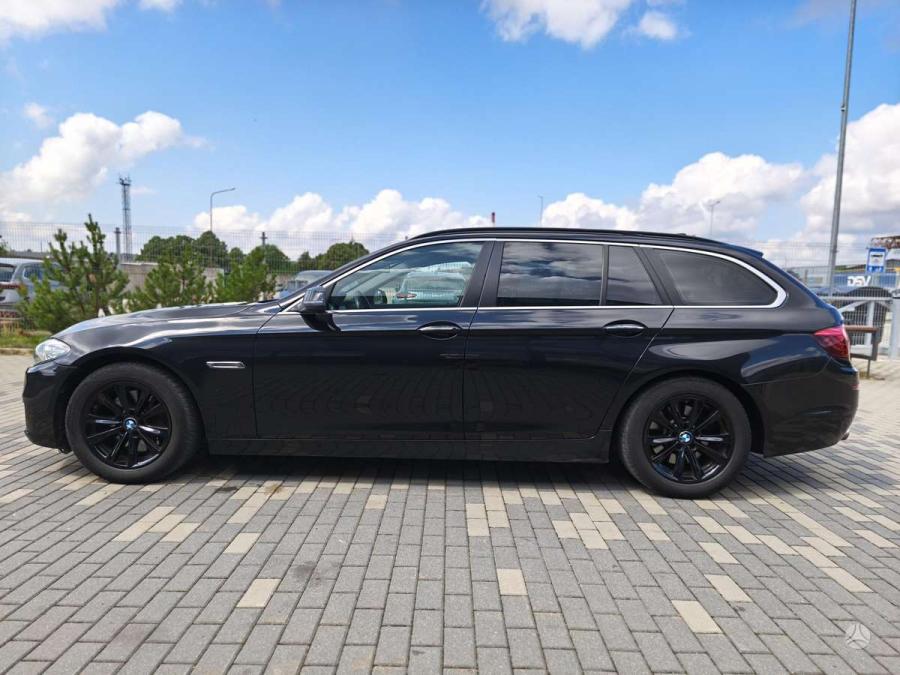 Black BMW 525 2014 in Siauliai, with an engine capacity of 2.00 L and mileage of 306 thousand km for 8900 €, photo 9 on AUTOMOTO.COM.LV