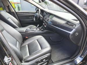 Black BMW 525 2014 in Siauliai, with an engine capacity of 2.00 L and mileage of 306 thousand km for 8900 €, photo 13 on AUTOMOTO.COM.LV