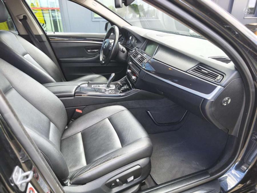 Black BMW 525 2014 in Siauliai, with an engine capacity of 2.00 L and mileage of 306 thousand km for 8900 €, photo 13 on AUTOMOTO.COM.LV