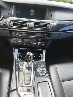 Black BMW 525 2014 in Siauliai, with an engine capacity of 2.00 L and mileage of 306 thousand km for 8900 €, photo 15 on AUTOMOTO.COM.LV