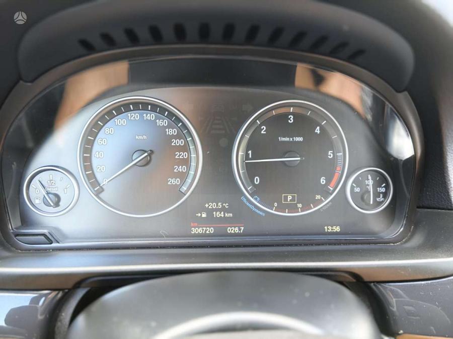 Black BMW 525 2014 in Siauliai, with an engine capacity of 2.00 L and mileage of 306 thousand km for 8900 €, photo 16 on AUTOMOTO.COM.LV