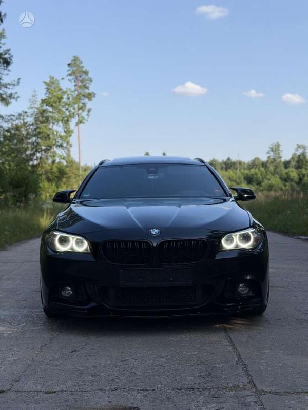 Black BMW 525 2014 in Kazlu Ruda, with an engine capacity of 2.00 L and mileage of 279 thousand km for 8800 €, photo 3 on AUTOMOTO.COM.LV
