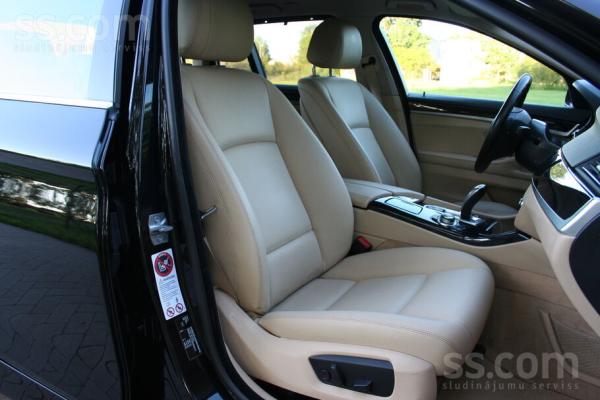 Black BMW 525 2014 in Riga, with an engine capacity of 2.00 L and mileage of 328 thousand km for 4500 €, photo 7 on AUTOMOTO.COM.LV