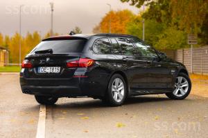 Black BMW 525 2015 in Jelgava, with an engine capacity of 2.00 L and mileage of 253 thousand km for 10950 €, photo 5 on AUTOMOTO.COM.LV