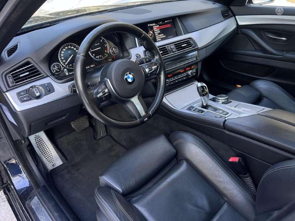 Black BMW 525 2015 in Kaunas, with an engine capacity of 2.00 L and mileage of 270 thousand km for 11950 €, photo 5 on AUTOMOTO.COM.LV