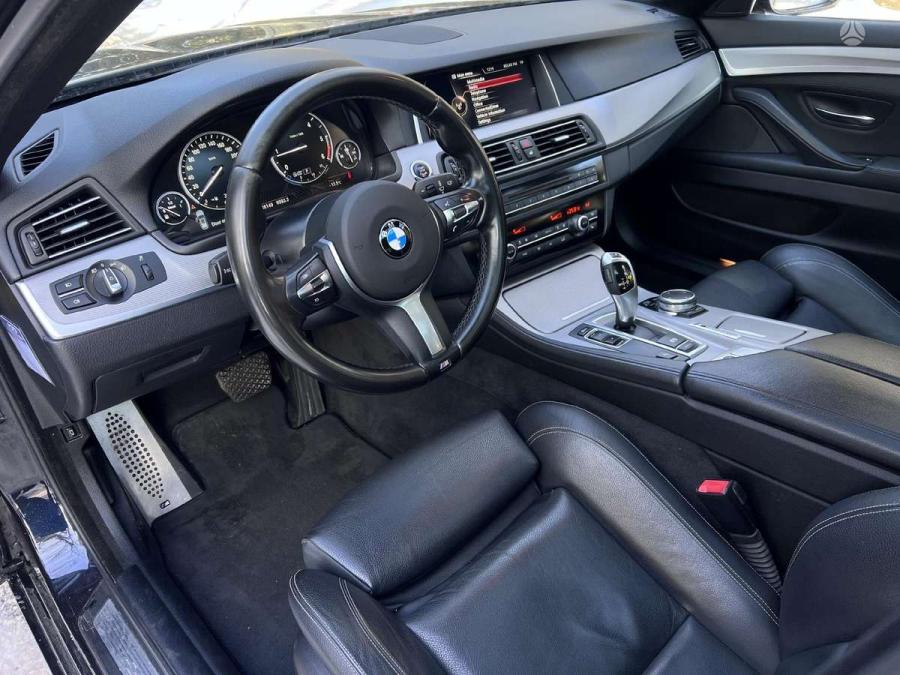 Black BMW 525 2015 in Kaunas, with an engine capacity of 2.00 L and mileage of 270 thousand km for 11950 €, photo 5 on AUTOMOTO.COM.LV