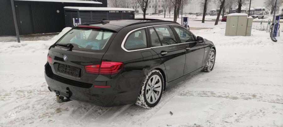 Melns BMW 525 2015 Kauņa, ar dzinēja tilpumu 2.00 L un nobraukumu 299 tūkst. km par 9700 €, foto 4 vietnē AUTOMOTO.COM.LV