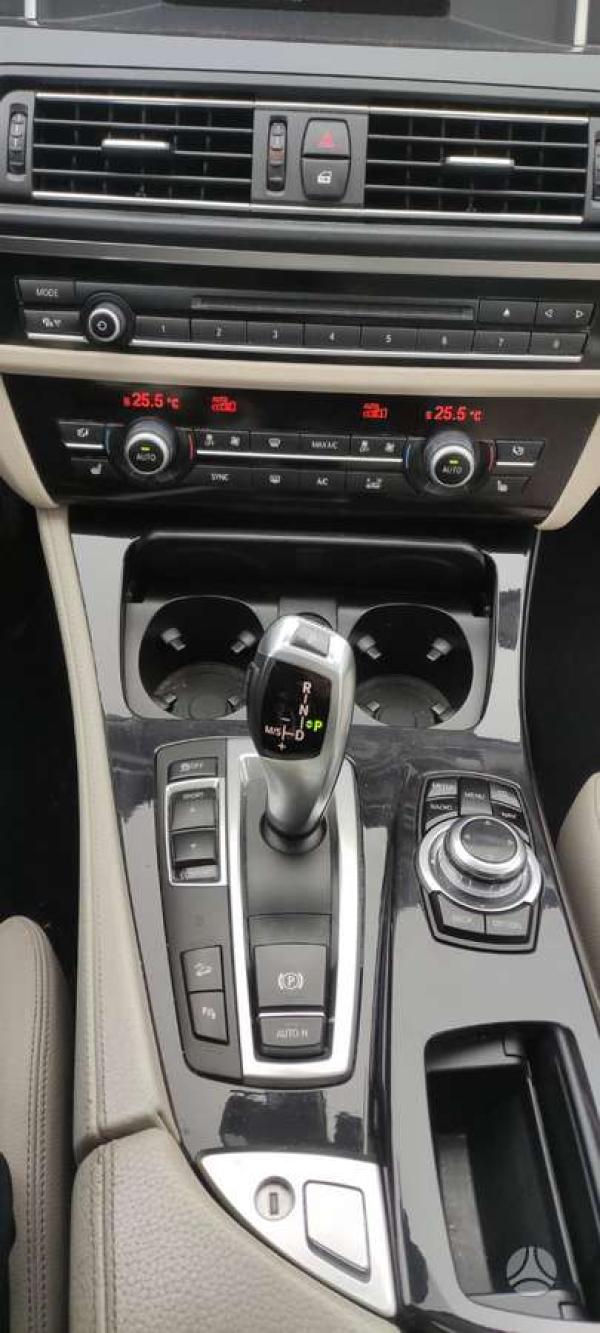Melns BMW 525 2015 Kauņa, ar dzinēja tilpumu 2.00 L un nobraukumu 299 tūkst. km par 9700 €, foto 11 vietnē AUTOMOTO.COM.LV