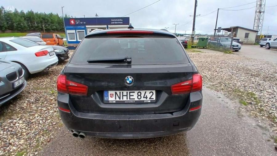 Black BMW 525 2015 in Vilnius, with an engine capacity of 2.00 L and mileage of 340 thousand km for 4900 €, photo 6 on AUTOMOTO.COM.LV