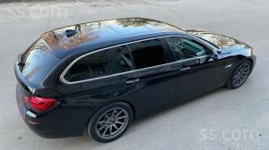 Black BMW 525 2015 in Riga, with an engine capacity of 2.00 L and mileage of 288 thousand km for 11500 €, photo 3 on AUTOMOTO.COM.LV