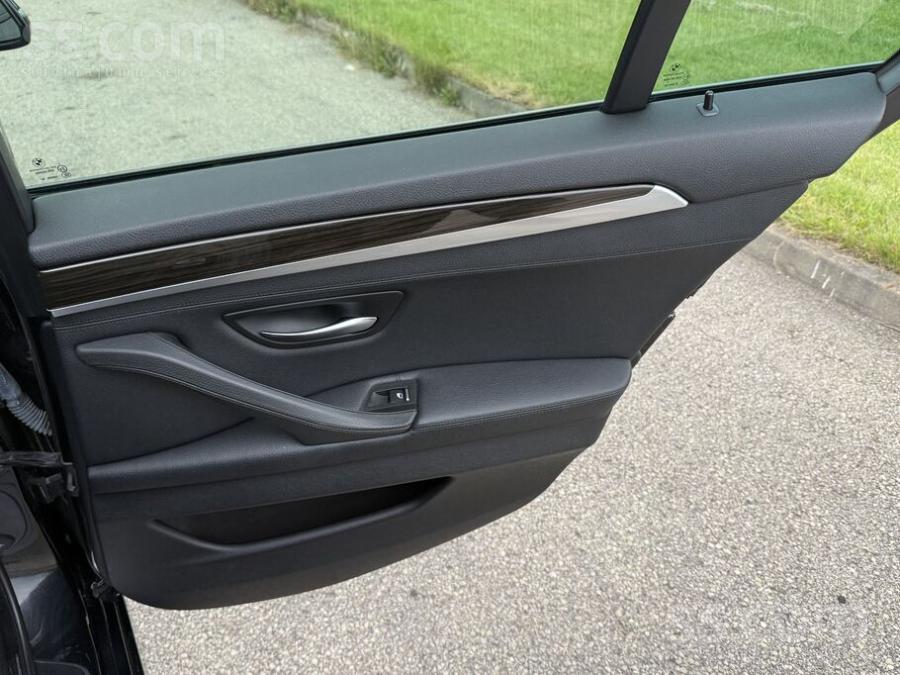 Melns BMW 525 2015 Ogre, ar dzinēja tilpumu 2.00 L un nobraukumu 250 tūkst. km par 11000 €, foto 21 vietnē AUTOMOTO.COM.LV