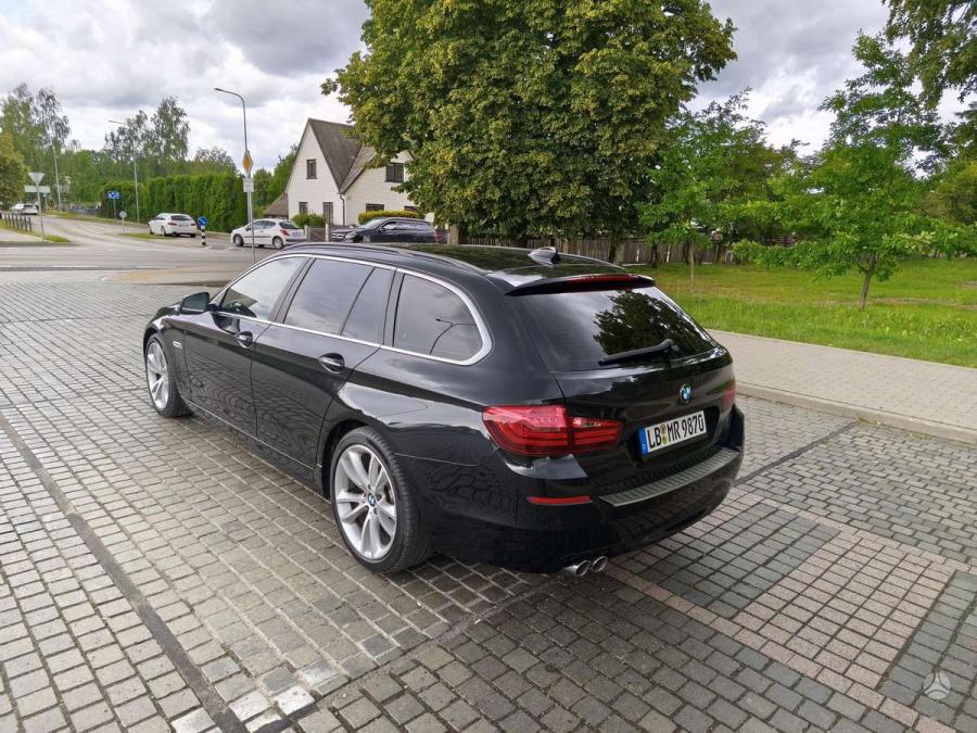 Black BMW 525 2015 in Telschi, with an engine capacity of 2.00 L and mileage of 186 thousand km for 12700 €, photo 12 on AUTOMOTO.COM.LV