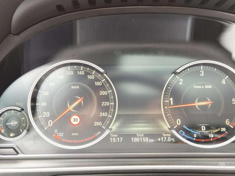 Black BMW 525 2015 in Telschi, with an engine capacity of 2.00 L and mileage of 186 thousand km for 12700 €, photo 16 on AUTOMOTO.COM.LV