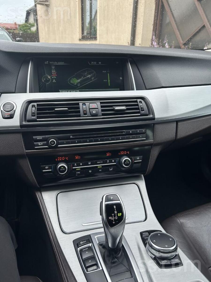 Melns BMW 525 2015 Bauska, ar dzinēja tilpumu 2.00 L un nobraukumu 350 tūkst. km par 10800 €, foto 5 vietnē AUTOMOTO.COM.LV
