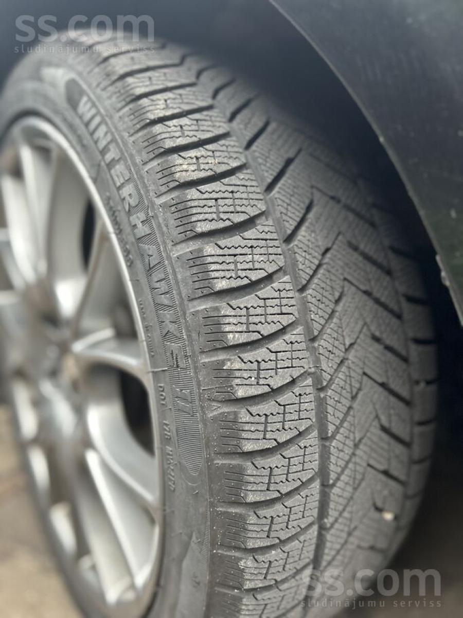 Melns BMW 525 2015 Bauska, ar dzinēja tilpumu 2.00 L un nobraukumu 350 tūkst. km par 10800 €, foto 12 vietnē AUTOMOTO.COM.LV