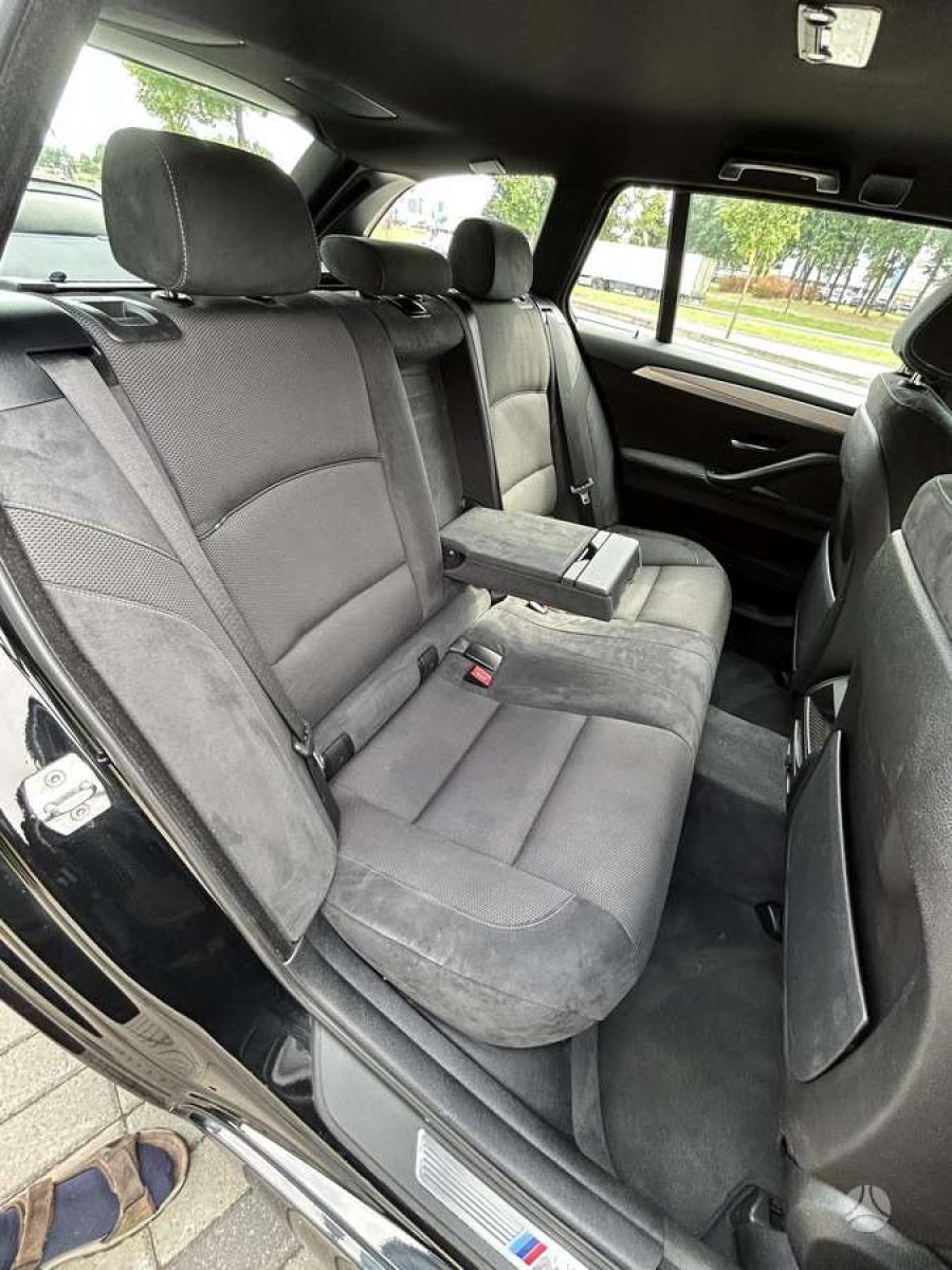 Melns BMW 525 2015 Kauņa, ar dzinēja tilpumu 2.00 L un nobraukumu 288 tūkst. km par 9900 €, foto 17 vietnē AUTOMOTO.COM.LV
