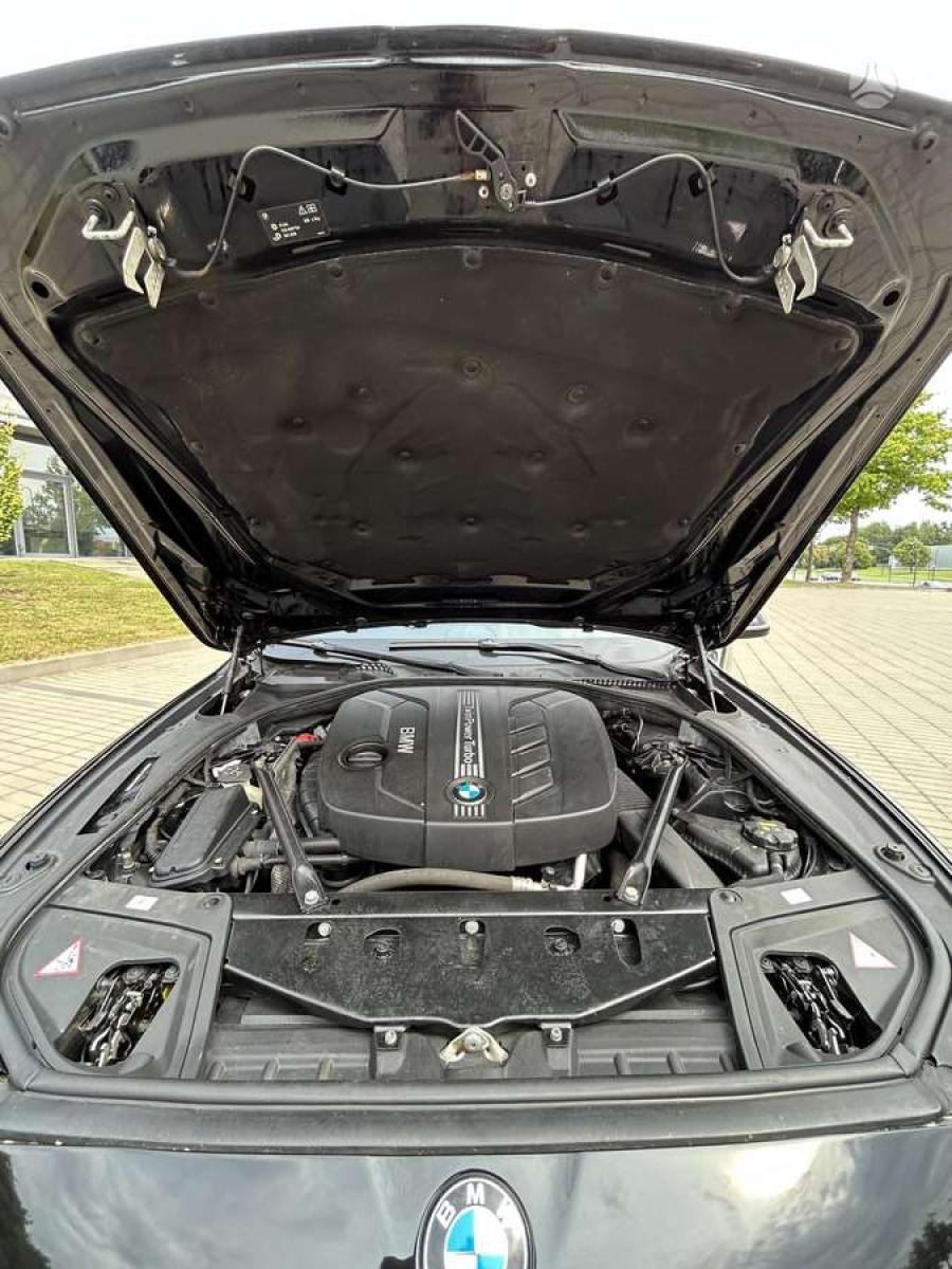 Melns BMW 525 2015 Kauņa, ar dzinēja tilpumu 2.00 L un nobraukumu 288 tūkst. km par 9900 €, foto 27 vietnē AUTOMOTO.COM.LV