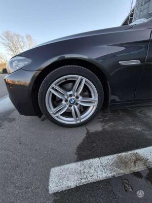 Black BMW 525 2015 in Klaipeda, with an engine capacity of 2.00 L and mileage of 272 thousand km for 11300 €, photo 9 on AUTOMOTO.COM.LV