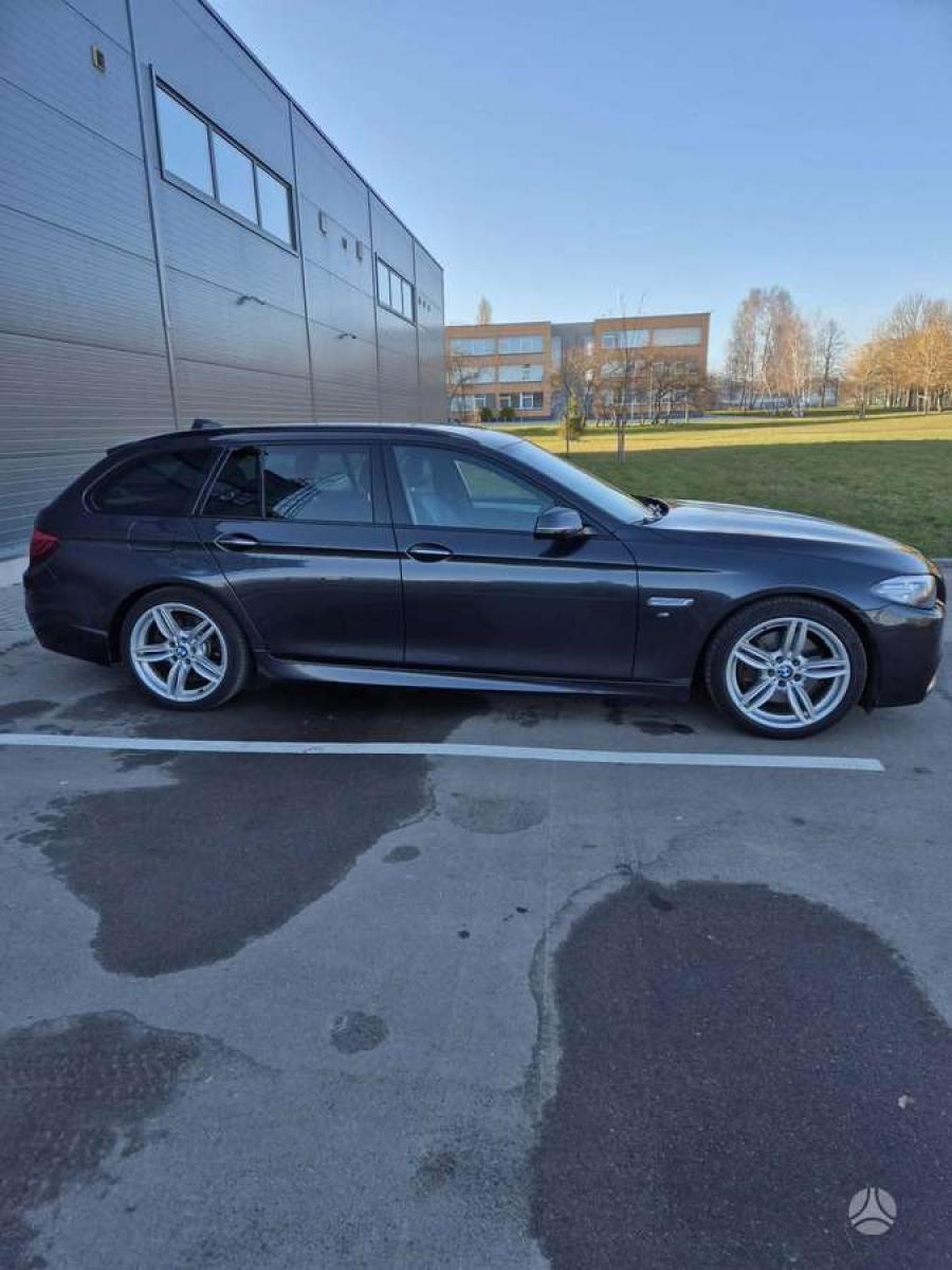 Black BMW 525 2015 in Klaipeda, with an engine capacity of 2.00 L and mileage of 272 thousand km for 11300 €, photo 14 on AUTOMOTO.COM.LV