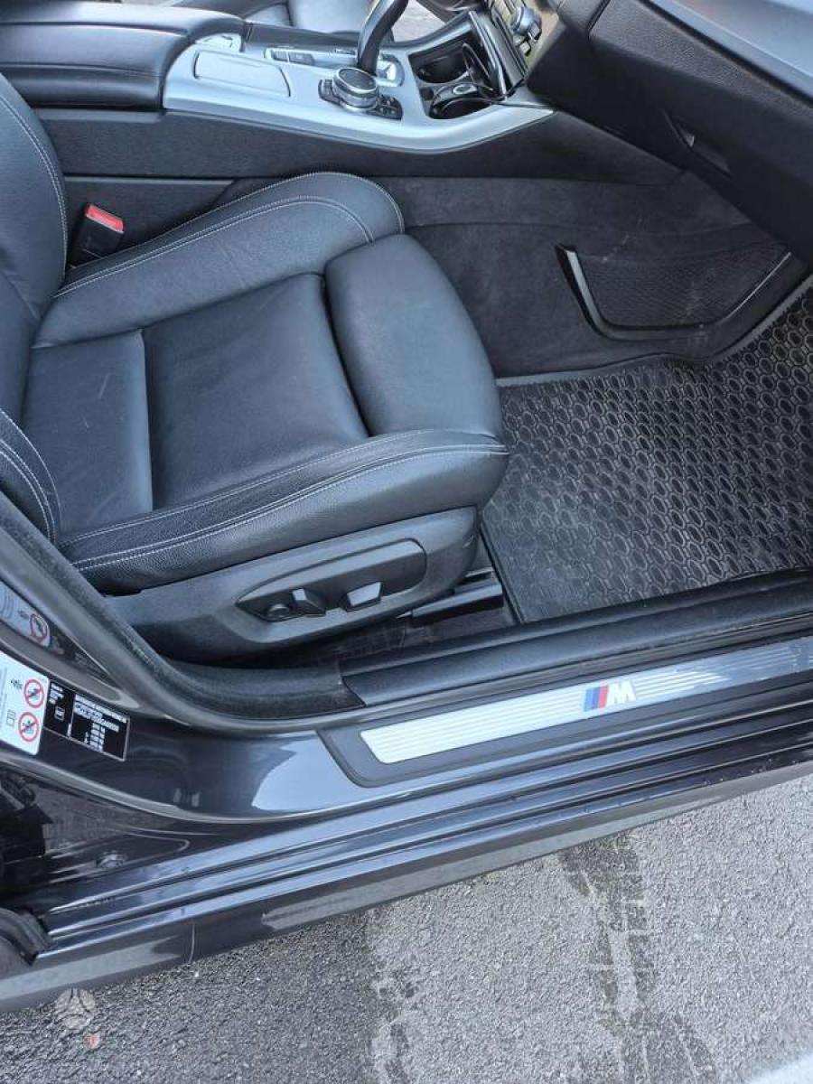 Black BMW 525 2015 in Klaipeda, with an engine capacity of 2.00 L and mileage of 272 thousand km for 11300 €, photo 20 on AUTOMOTO.COM.LV