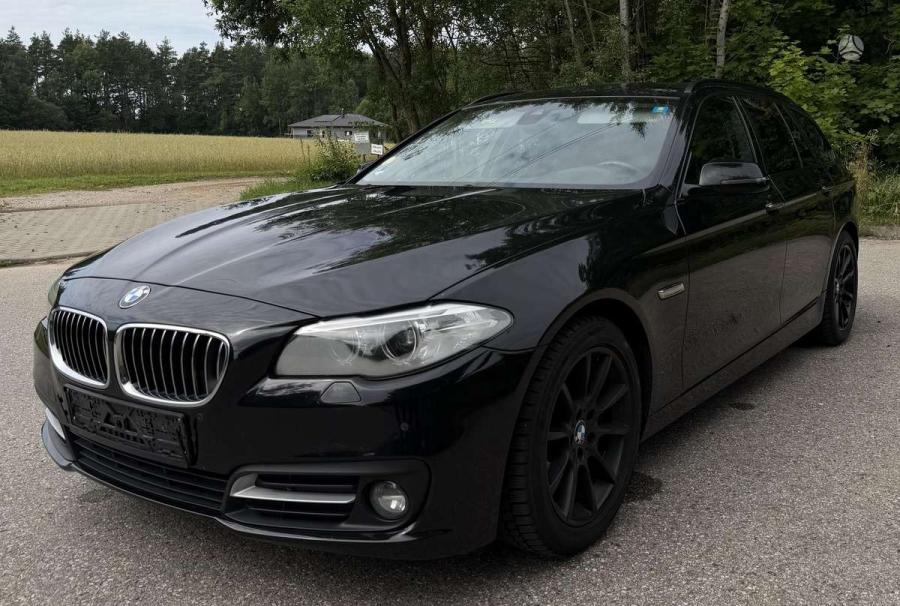 Black BMW 525 2016 in Vilnius, with an engine capacity of 2.00 L and mileage of 350 thousand km for 9549 €, photo 1 on AUTOMOTO.COM.LV