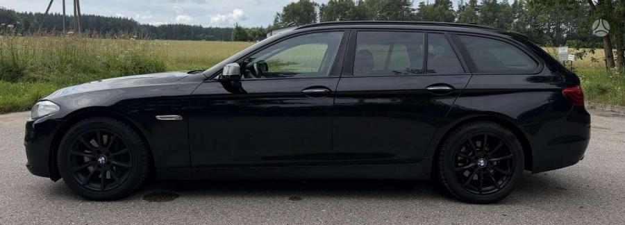 Black BMW 525 2016 in Vilnius, with an engine capacity of 2.00 L and mileage of 350 thousand km for 9549 €, photo 9 on AUTOMOTO.COM.LV
