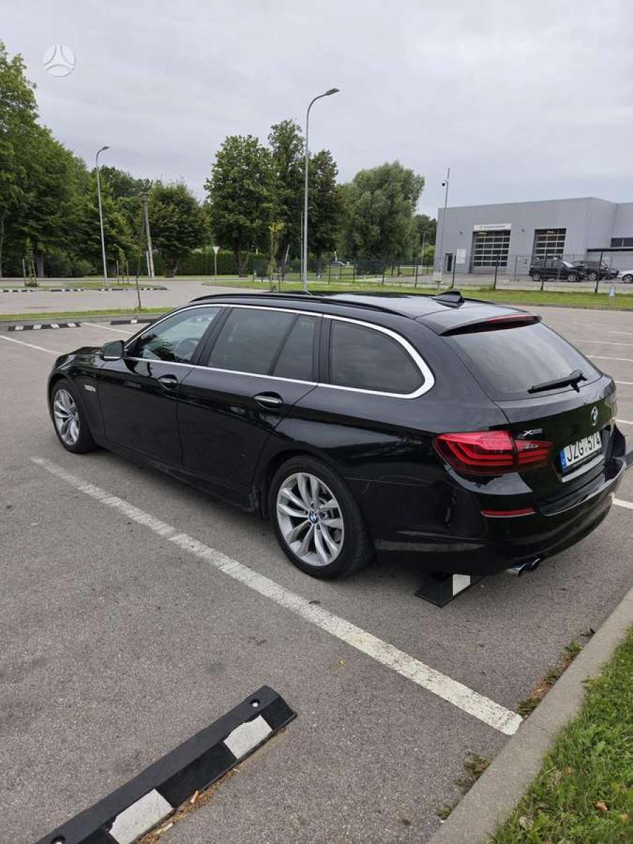 Black BMW 525 2016 in Kaunas, with an engine capacity of 2.00 L and mileage of 234 thousand km for 12750 €, photo 9 on AUTOMOTO.COM.LV