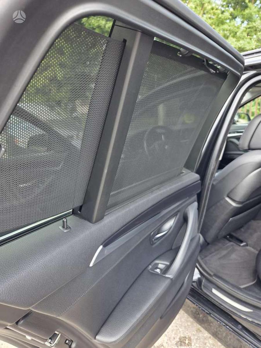Black BMW 525 2016 in Kaunas, with an engine capacity of 2.00 L and mileage of 234 thousand km for 12750 €, photo 24 on AUTOMOTO.COM.LV