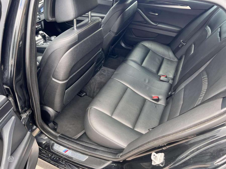 Melns BMW 525 2016 Utena, ar dzinēja tilpumu 2.00 L un nobraukumu 240 tūkst. km par 13400 €, foto 18 vietnē AUTOMOTO.COM.LV