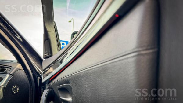 Melns BMW 525 2016 Rīga, ar dzinēja tilpumu 2.00 L un nobraukumu 300 tūkst. km par 13000 €, foto 11 vietnē AUTOMOTO.COM.LV