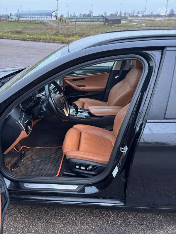 Melns BMW 525 2017 Raseiniai, ar dzinēja tilpumu 2.00 L un nobraukumu 266 tūkst. km par 15600 €, foto 9 vietnē AUTOMOTO.COM.LV