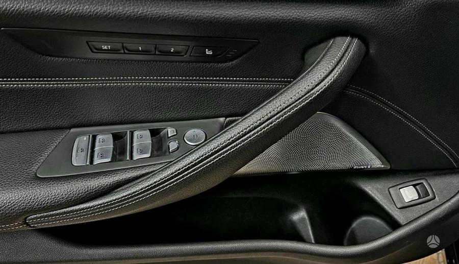 Melns BMW 525 2017 Utena, ar dzinēja tilpumu 2.00 L un nobraukumu 238 tūkst. km par 20500 €, foto 45 vietnē AUTOMOTO.COM.LV