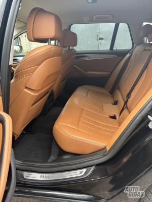 Melns BMW 525 2017 Raseiniai, ar dzinēja tilpumu 2.00 L un nobraukumu 275 tūkst. km par 15300 €, foto 12 vietnē AUTOMOTO.COM.LV