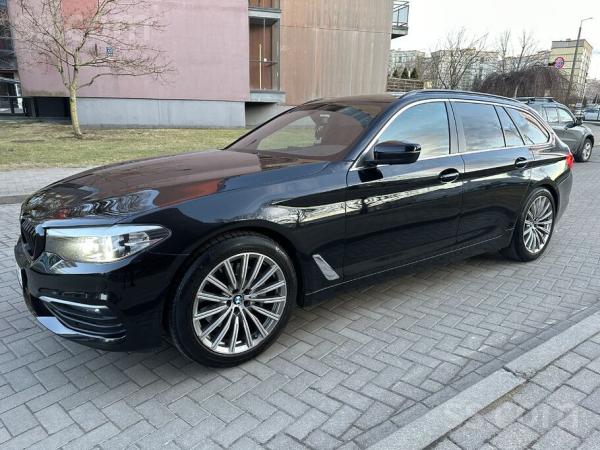 Black BMW 525 2018 in Riga, with an engine capacity of 2.00 L and mileage of 258 thousand km for 15850 €, photo 3 on AUTOMOTO.COM.LV