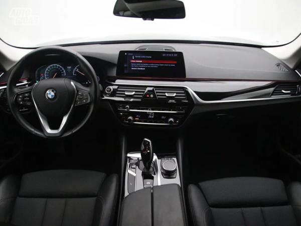 Black BMW 525 2019 in Vilnius, with an engine capacity of 2.00 L and mileage of 146 thousand km for 22999 €, photo 2 on AUTOMOTO.COM.LV