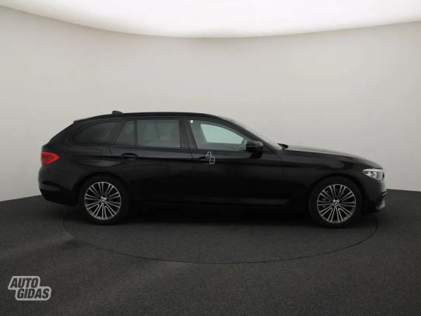 Black BMW 525 2019 in Vilnius, with an engine capacity of 2.00 L and mileage of 146 thousand km for 22999 €, photo 9 on AUTOMOTO.COM.LV