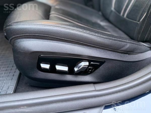 Black BMW 525 2019 in Riga, with an engine capacity of 2.00 L and mileage of 0 thousand km for 17000 €, photo 9 on AUTOMOTO.COM.LV